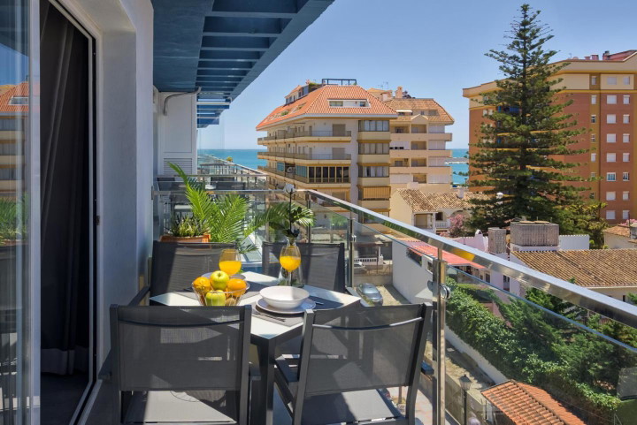 Sur Suites La Dorada, Centricos Soleados A Pocos Metros De La Playa Y Con Parking Opcional - Andalousie