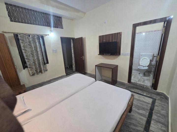 Sri Sai Guest House - India