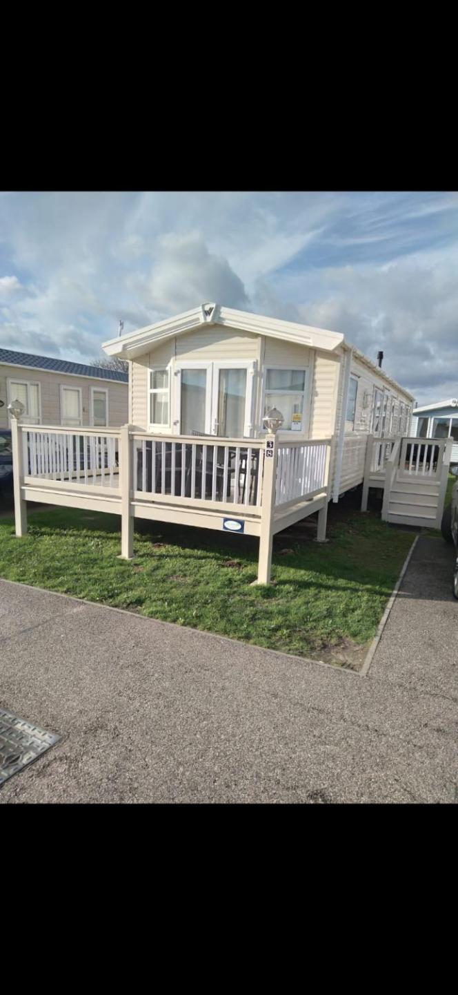 The Beaches Caravan, Newbeach, Dymchurch - Dymchurch