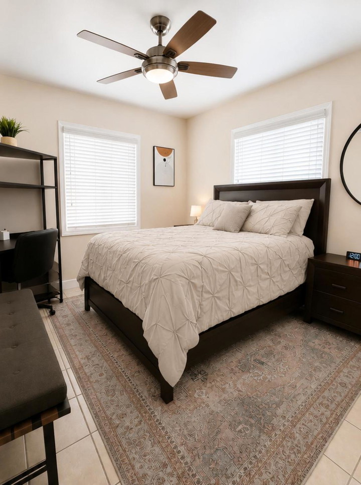 Quiet Furnished Pasadena Retreat Near Freeways - Pasadena, CA