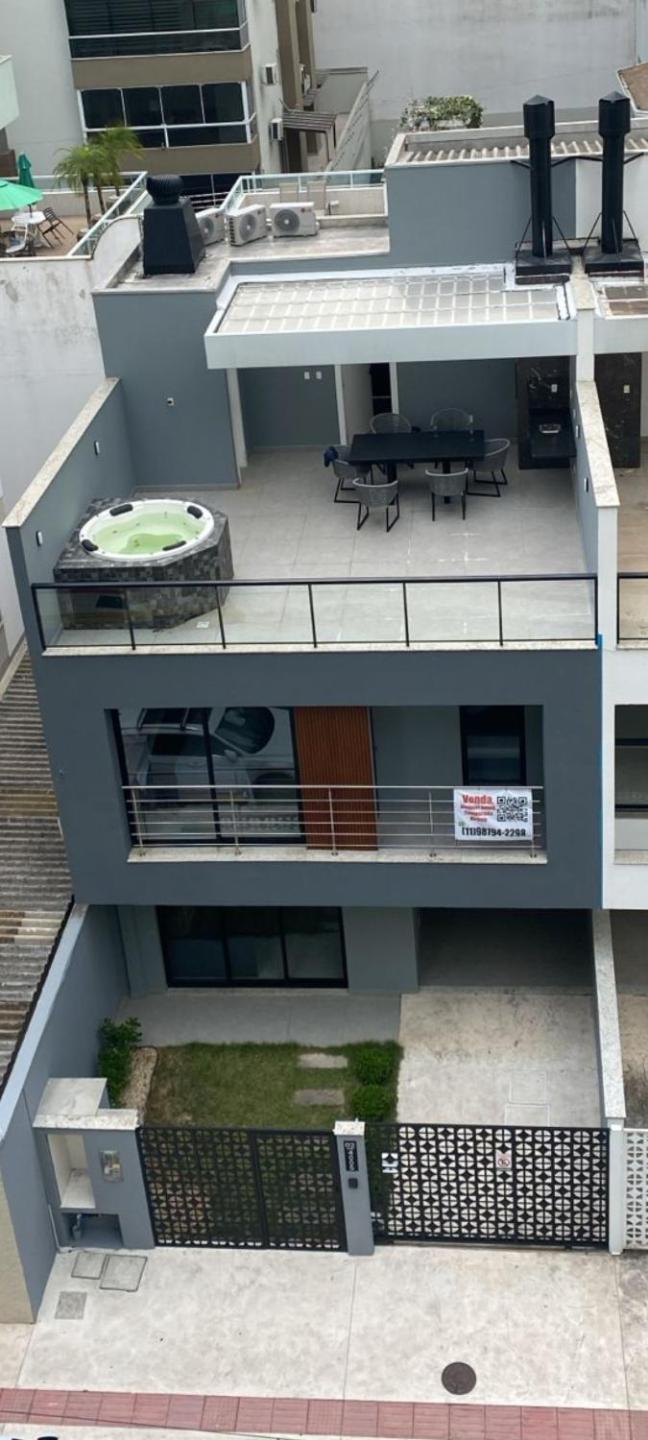 Triplex 3850 - Itapema