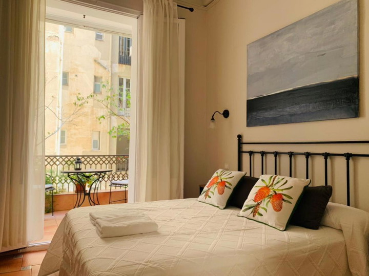 Casa Consell Gran Via, Guest House - Sant Cugat del Vallès