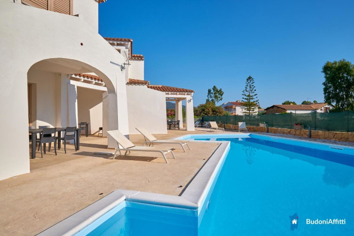 Residence Nuovo Con Piscina 500m Spiaggia - Budoni