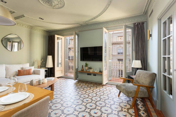 Unique Rentals - Luxurious Oasis - Barcelona