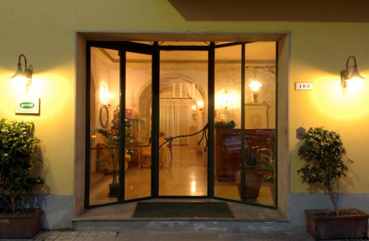 Hotel Moderno - Pisa