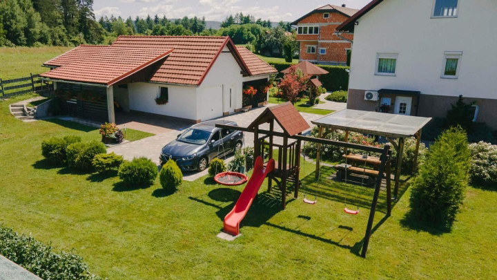 Soba I Apartman ĐUla - Kroatië