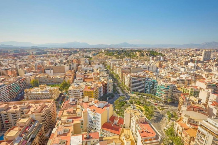 Céntrico Apartamento En El Riscal - San Juan de Alicante