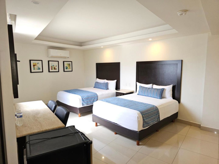 Hotel Maria Elena - Cabo San Lucas