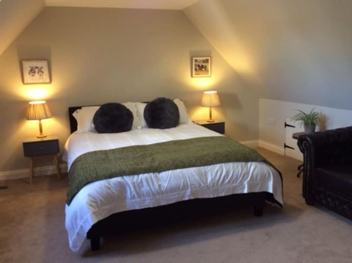 Country Studio Apartment - Somerford Keynes