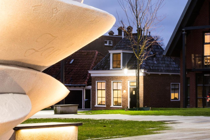 Uniek Huisje Op De Markt In Dokkum -