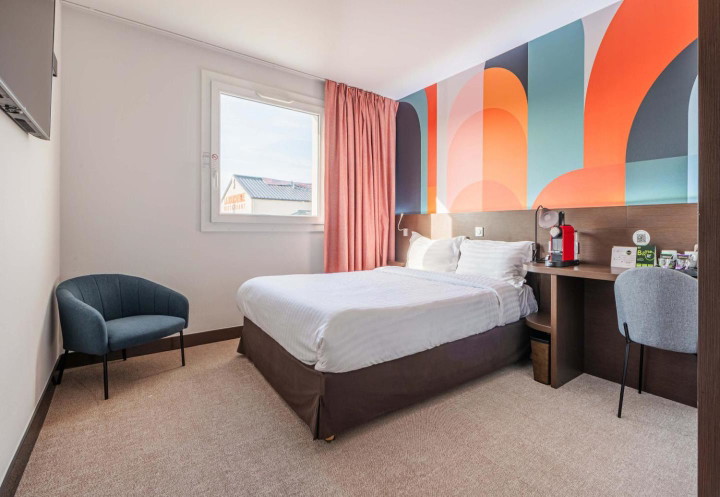 B&b Hotel Colmar Liberté 4 éToiles - 埃吉桑