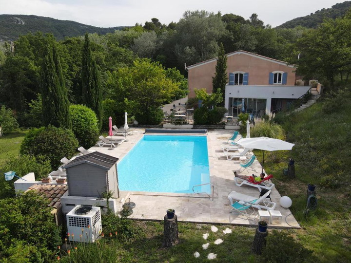 Logis Hôtel Le Mas D'hélène - Vaison-la-Romaine