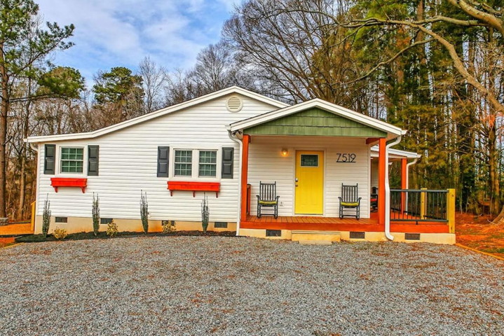 Three Bedroom Outdoorsy Escape In Huntersville - Northlake - Charlotte