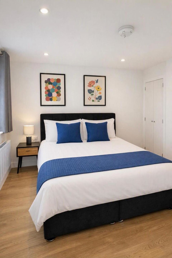 We Stay - St Neots - Premium 1 Bed Apartments - Town Centre - Private Parking - St Neots