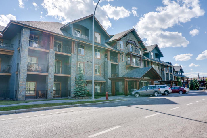 Silver Creek Lodge - Canmore