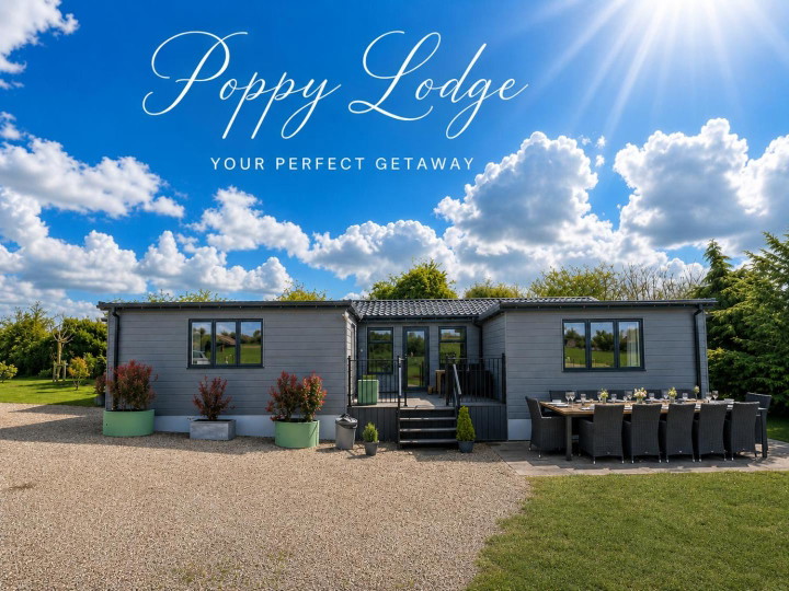 Poppy Luxury Large Lodge Sleeps 10, Fairview Farm, Ravenshead, Nottingham Near Sherwood Forest, Dog Friendly, Farm Stay, Great For Wedding Groups, Families, Hen Do's, Corporate Events, Retreats, Amazing Views! - Mansfield