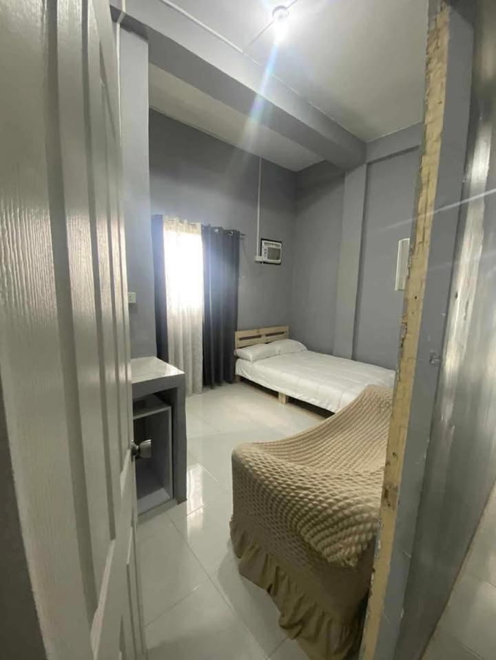 Studio Room At Paseo San Ramon #303 - Cebu
