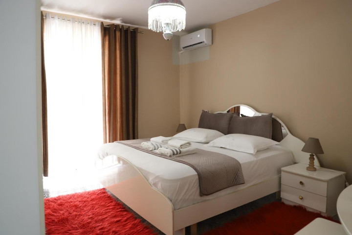 Robert Apartament Center - Berat