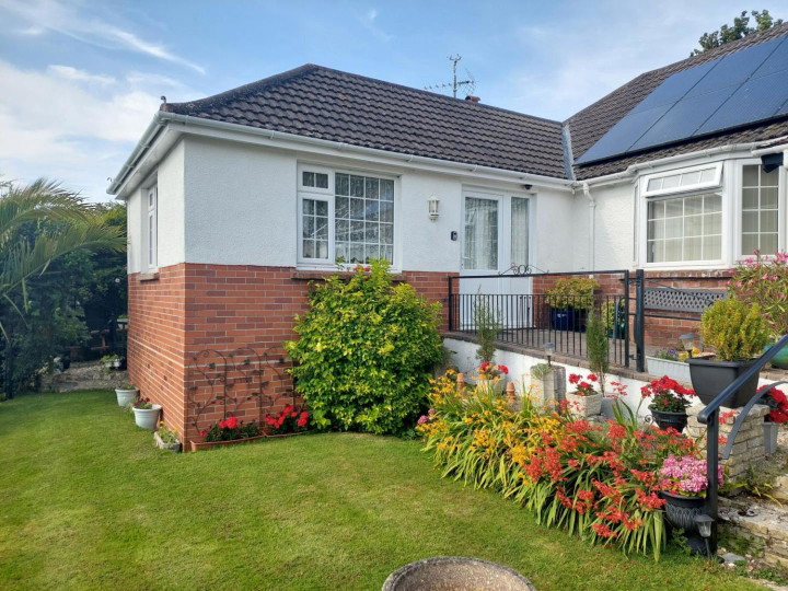Private Apartment, Parking, Sea And Country Views - Lyme Regis