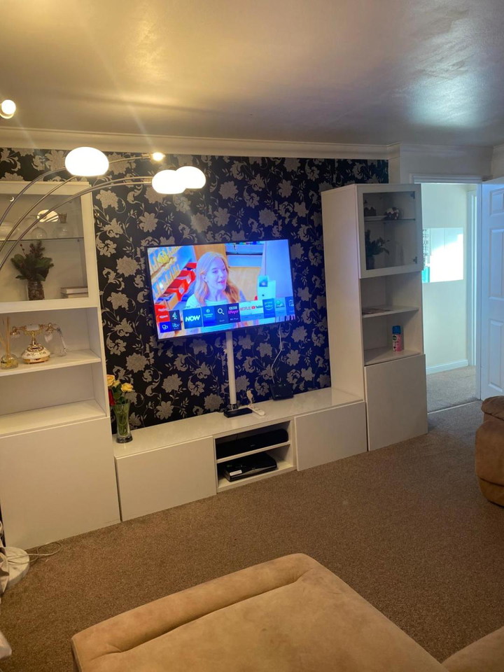 Lovely 2 Bed Flat/apt In East London- Nice Estate. - Dagenham