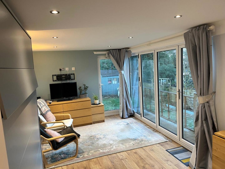 Tiny House With Pull Down Bed - North Yorkshire