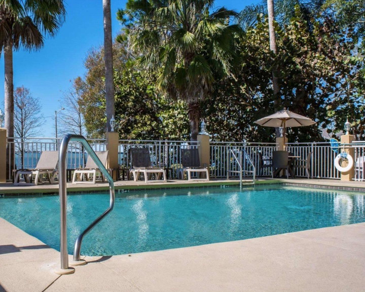 Comfort Suites Clearwater - Dunedin - Palm Harbor, FL