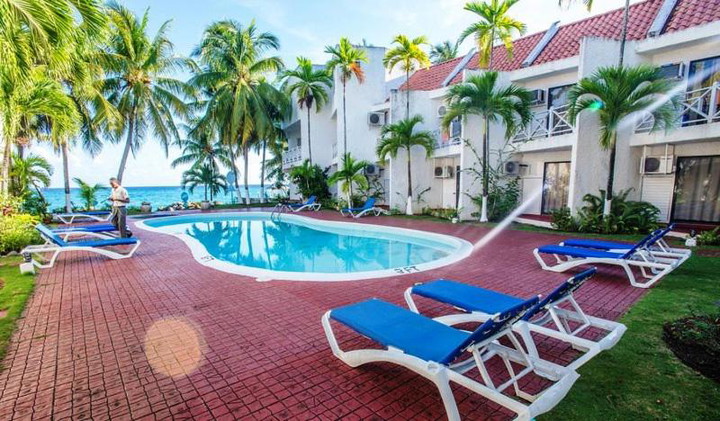 Idyllic Beachfront Condo - Jamaica