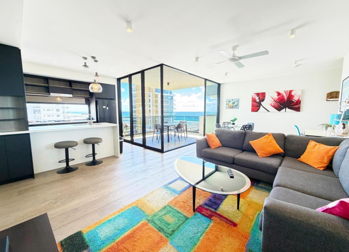 5th Floor Beachside Ocean View With Wi-fi, Pool And Gym - Coolangatta