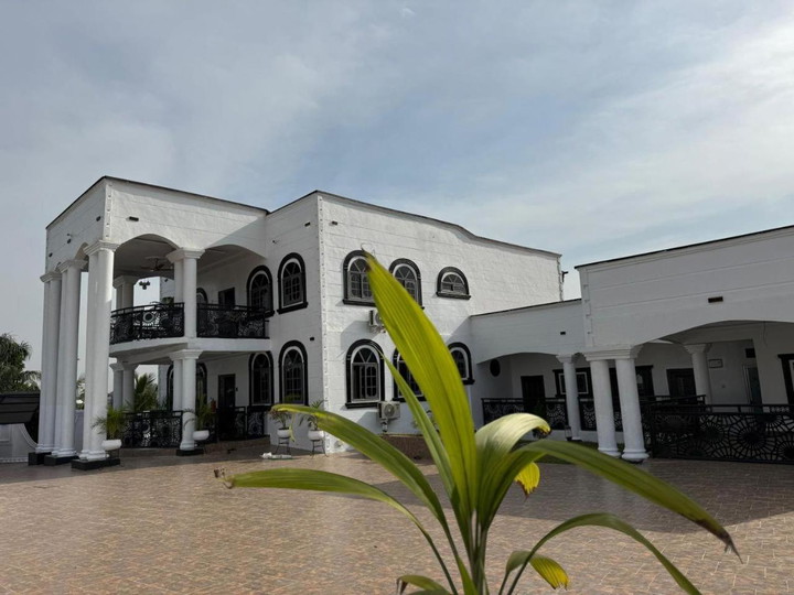 Miky Hillside Lodge - Ghana