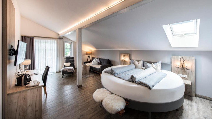 Sporthotel Bernrieder Hof Gmbh - Deggendorf
