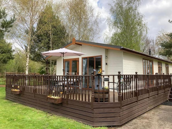 Honeybee Lodge - Cambridgeshire