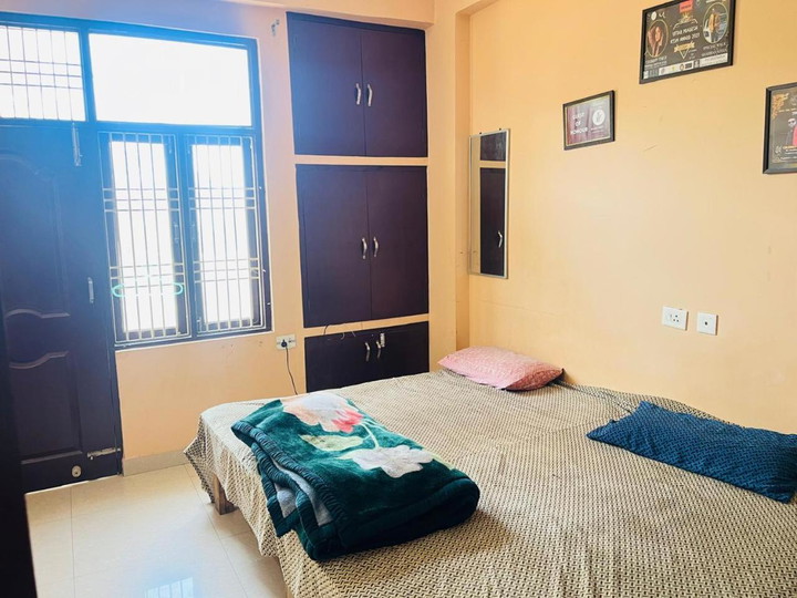 Bajrang Kutir - Varanasi