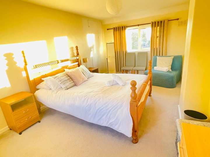 St Ives, King Bed Cosy Home, Parking, Fast Wi Fi - Cambridgeshire