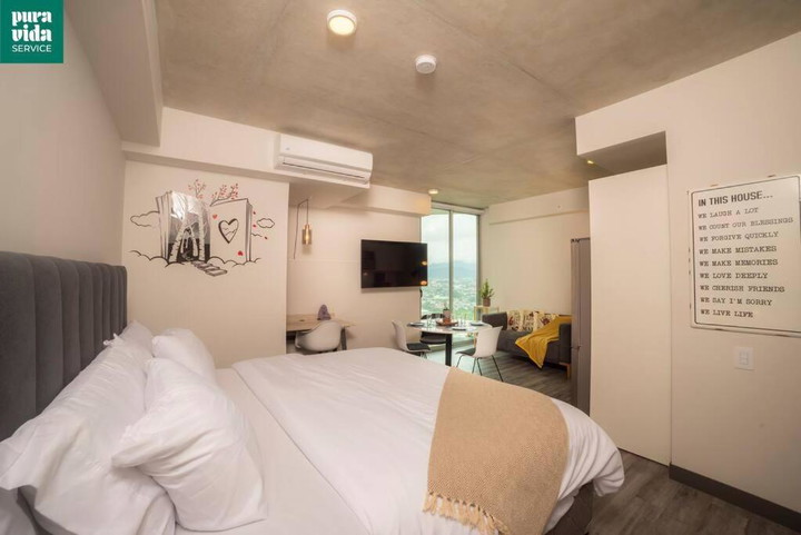 Alice In Secrtland Sabana Near To Airport King Bed - 聖荷西