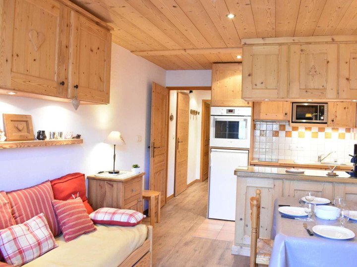 Appartement 2 Pièces Avec Balcon à Méribel, Proche Commerces Et Pistes - Méribel