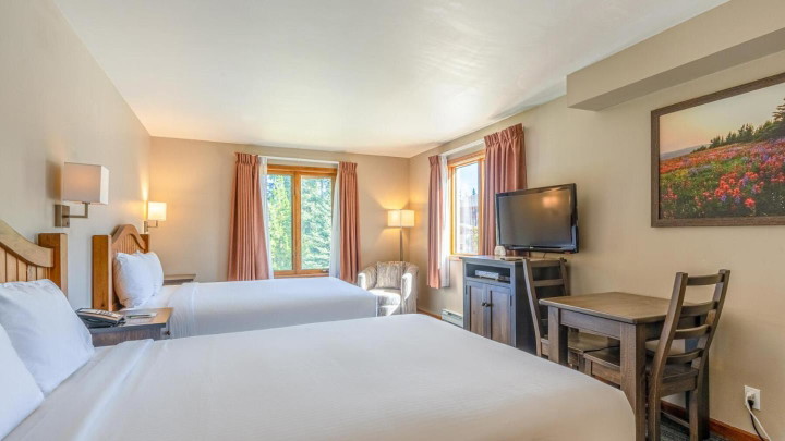 Cahilty #265 Hotel Room - Sun Peaks