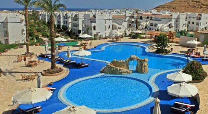 Lovely One Bedroom Apartment Within Cozy Compound Including Swimming Pool, Supermarket. Perfect Location At Neama Bay With Access To Public Transportation - شرم الشيخ