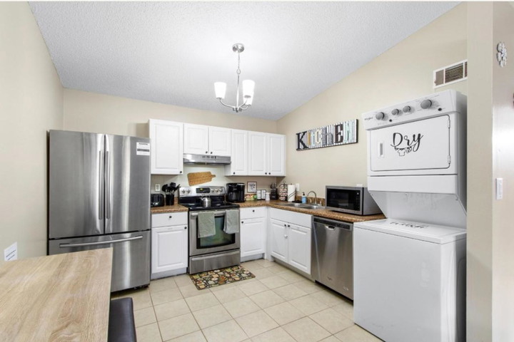 22 Min To Beach-2 Bd Room-self Check In -Sleep 6-bbq-wd - United States