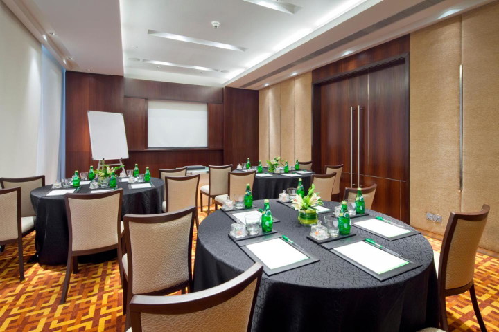 Holiday Inn Mumbai International Airport By Ihg - Mumbai