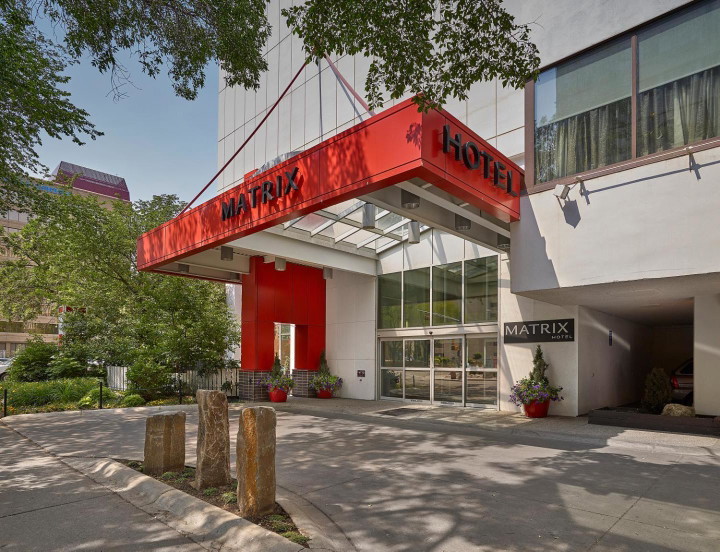 Matrix Hotel - Edmonton