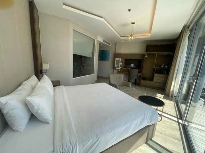 Solaria Grand Oceanfront Suites - Vietnam