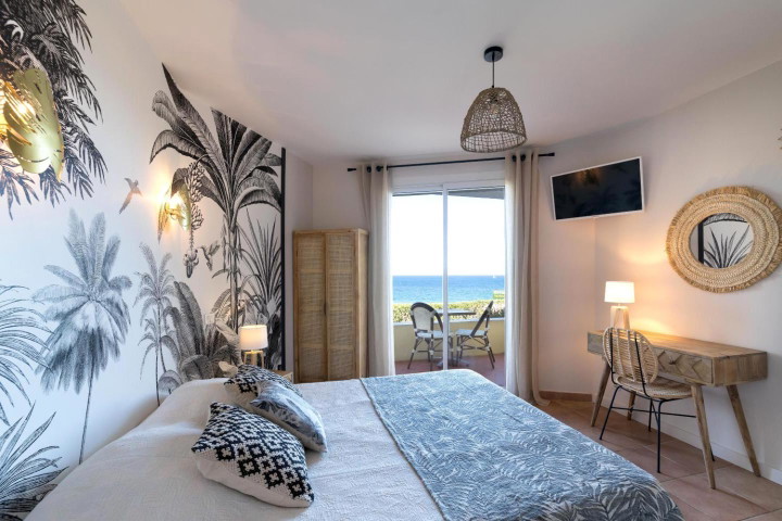 "Cap Riviera" Hotel & Restaurant Saint Aygulf - Roquebrune-sur-Argens