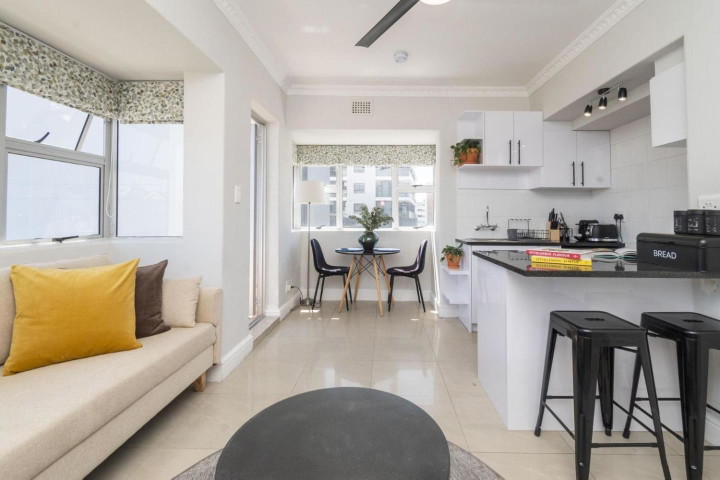 Bright Modern Central Apartment With Pool - Le cap