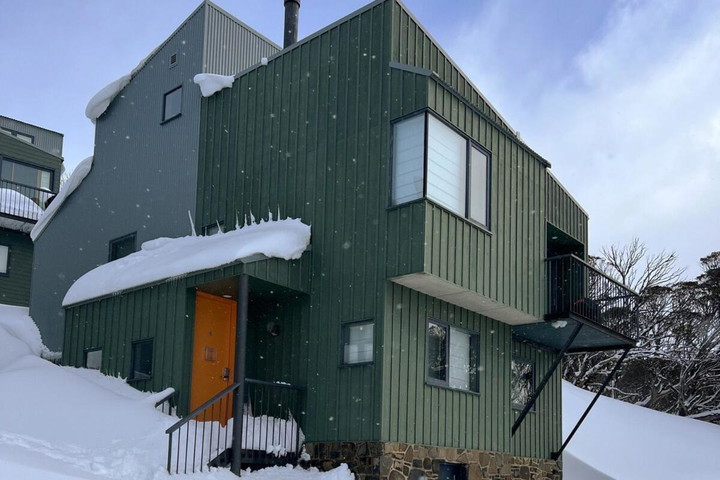 Perisher Stand Alone Chalet - Available All Year - Kosciuszko National Park