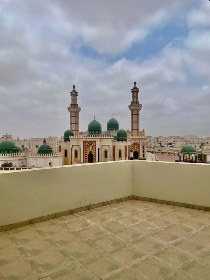 شقة مميزة في عوقد الشمالية أمام جامع آل البيت - Salalah