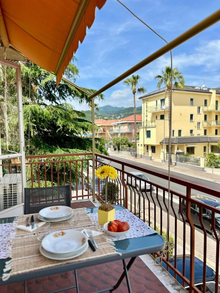 Dimora Concept-da Beffy-beautiful Terrace And Free Parking - Pietra Ligure