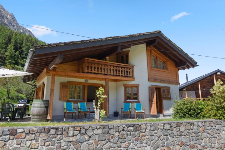 Chalet Spacieux Dans Le Val Ferret - Canton of Valais