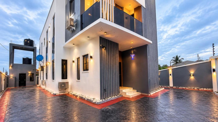 Comfort Peak Apartments - Ibadan