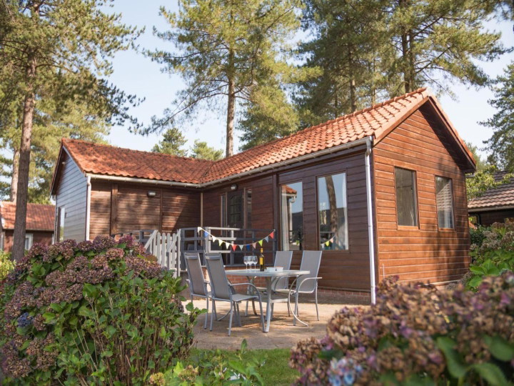 Luxury Forest Lodge With Private Garden - Tilburg