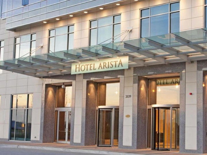 Hotel Arista - Naperville, IL